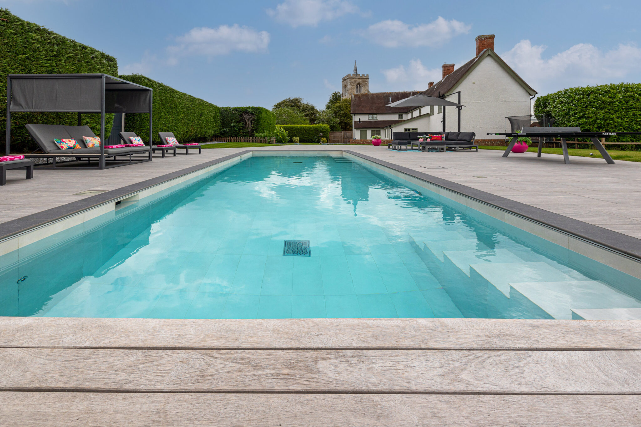 A Brief History of Chlorine in Swimming Pools